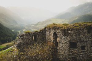 Filisur: On the path of the Glacier Express — Wild & Without